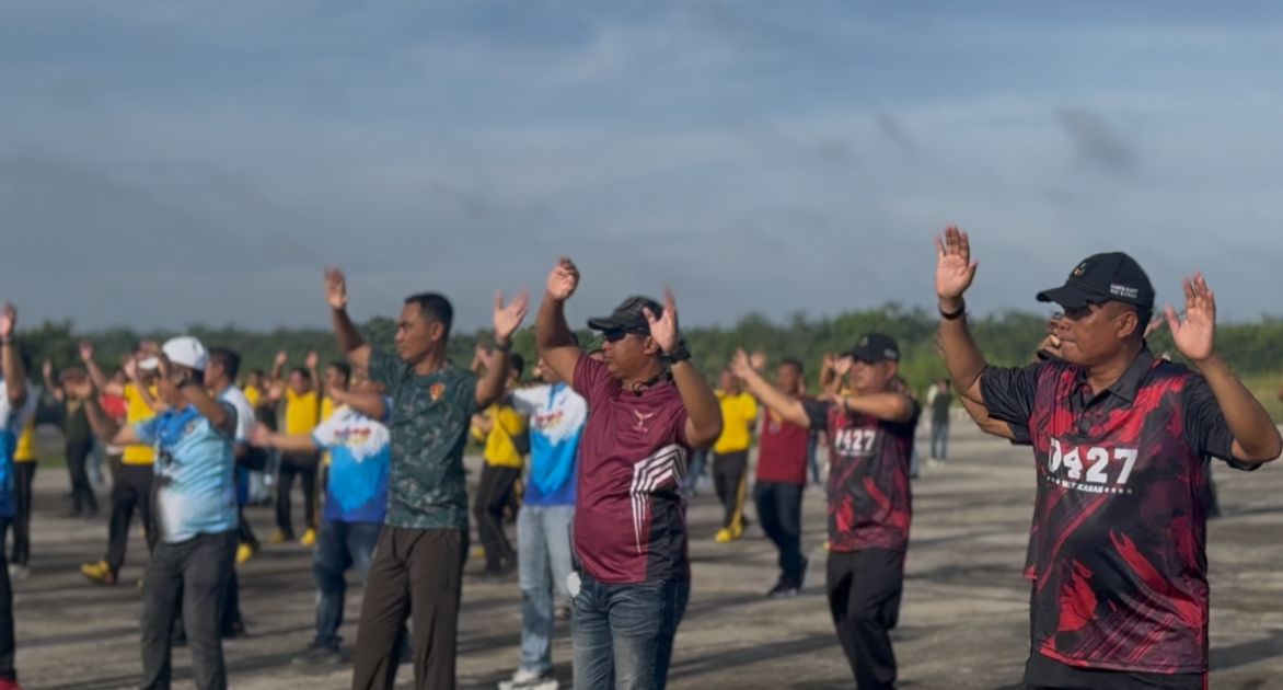 Masyarakat Antusias hadiri Pameran Alutsista dan UMKM dalam Rangka HUT ...